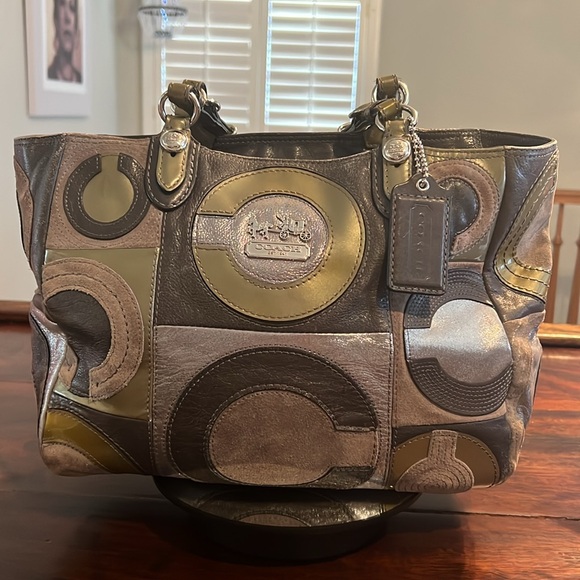 Coach | Bags | Coach Mia Monogram Inlaid C Patchwork Tote Vintage ...